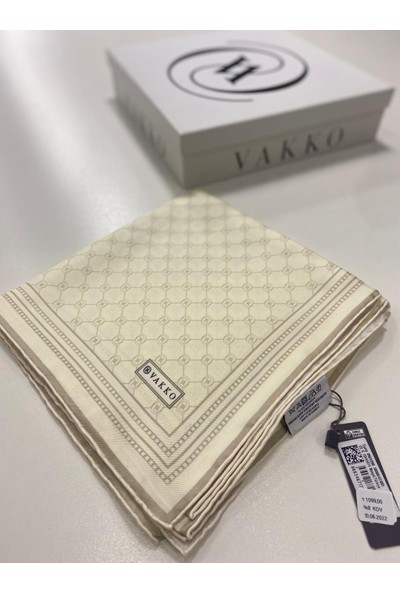 Vakko Monogramtwill Ipek Eşarp Vakko Monogramtwill Ipek Eşarp