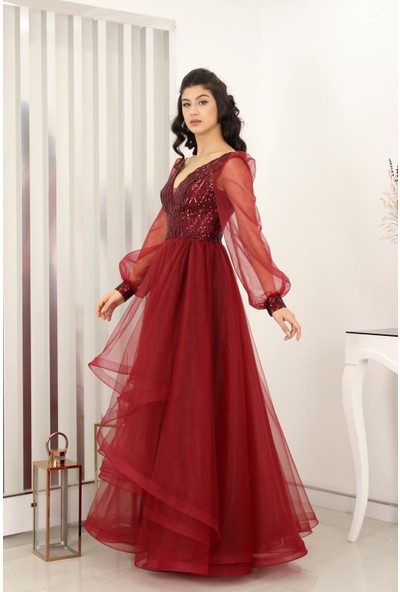 Piennar Eflin Pul Payetli Gizli Fermuarlı Katlı Etekli Abiye Bordo Piennar Eflin Pul Payetli Gizli Fermuarlı Katlı Etekli Abiye Bordo