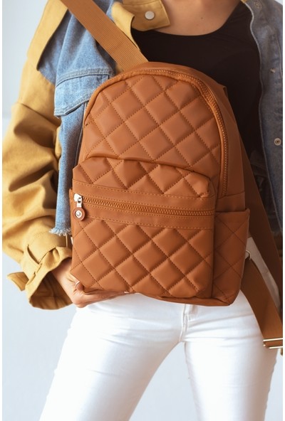 Madamlina Kadın Taba Kapitone Baskı Su Geçirmez Cepli Sırt El ve Okul Çantası Madamlina Kadın Taba Kapitone Baskı Su Geçirmez Cepli Sırt El ve Okul Çantası