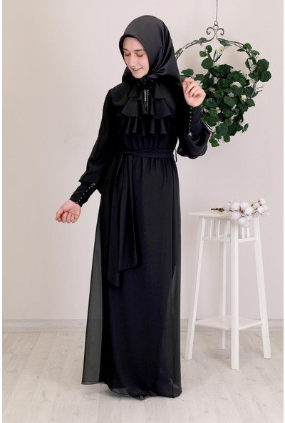 Ahsen Nisaca Şifon Fırfır Kravat Modelli Şık Tulum Siyah Ahsen Nisaca Şifon Fırfır Kravat Modelli Şık Tulum Siyah