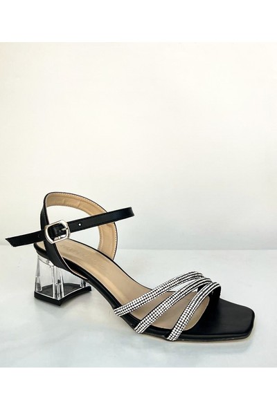 Bulut Ayakkabı Siyah Deri Kadın Taşlı Üç Bant Abiye Topuklu Ayakkabı - Siyah Deri - 36 Bulut Ayakkabı Siyah Deri Kadın Taşlı Üç Bant Abiye Topuklu Ayakkabı - Siyah Deri - 36