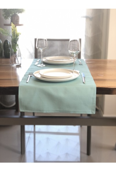 Düz Renk Kare Runner Örtü