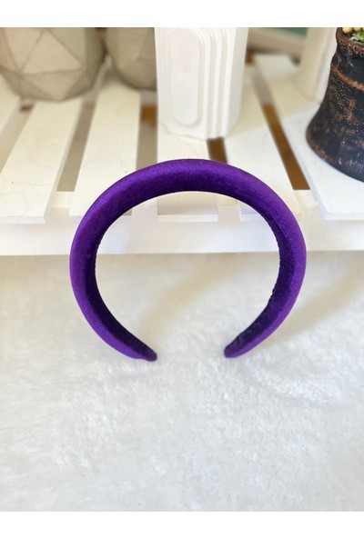 Noshnosh Kadın Kadife Bombesiz Taç