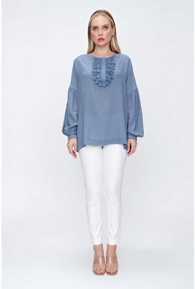 Aker 2309111 Patı Dantel Detaylı Bluz Aker 2309111 Patı Dantel Detaylı Bluz