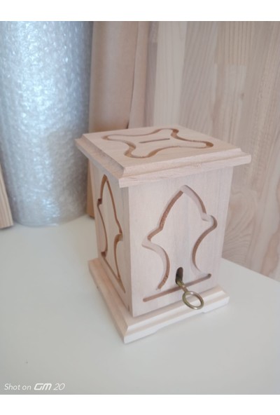 Ahşap Kumbaram Ceviz Ağacından El Yapımı Ahşap Kumbara Ahşap Kumbaram Ceviz Ağacından El Yapımı Ahşap Kumbara