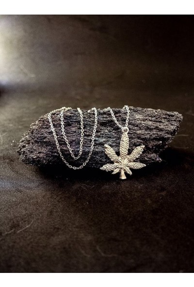 Subzero Gümüş Kaplama Unisex Yaprak Kolye Subzero Gümüş Kaplama Unisex Yaprak Kolye