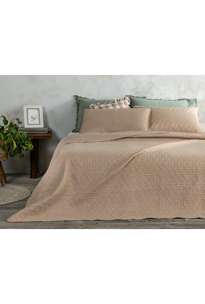 English Home Triangle Çok Amaçlı Tek Kişilik Yatak Örtüsü Takımı 160X220 cm Bej English Home Triangle Çok Amaçlı Tek Kişilik Yatak Örtüsü Takımı 160X220 cm Bej