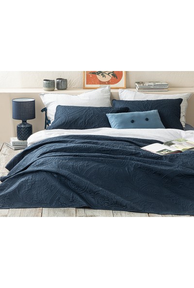 English Home Easton Çok Amaçlı King Size Yatak Örtüsü Takımı 240X220 cm Lacivert English Home Easton Çok Amaçlı King Size Yatak Örtüsü Takımı 240X220 cm Lacivert