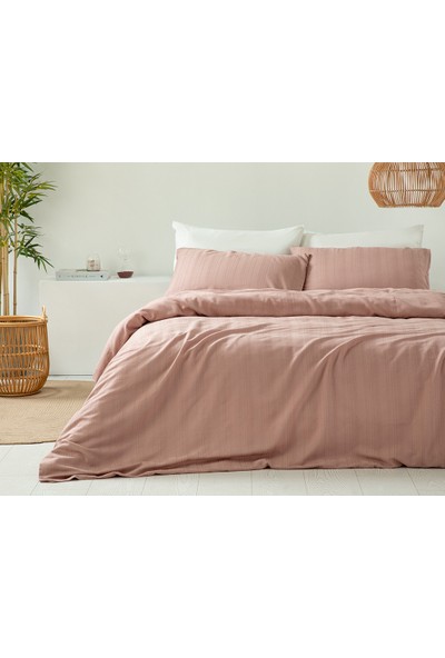 English Home Aurora Silky Touch Çift Kişilik Nevresim Takımı 200X220 cm Gül Kurusu English Home Aurora Silky Touch Çift Kişilik Nevresim Takımı 200X220 cm Gül Kurusu