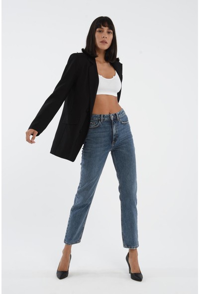 Cross Jeans Sydney Orta Mavi Yüksek Bel Slim Straight Fermuarlı Jean Pantolon C 4529-028 Cross Jeans Sydney Orta Mavi Yüksek Bel Slim Straight Fermuarlı Jean Pantolon C 4529-028