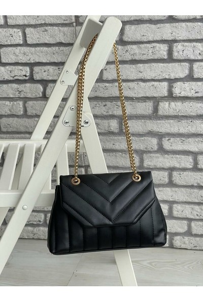 Melia Shop Zincir Detaylı Siyahçanta Melia Shop Zincir Detaylı Siyahçanta