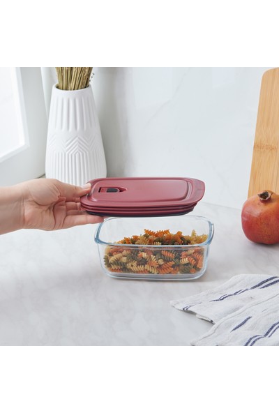 Karaca Bordo Saklama Kabı 0.83 Litre Karaca Bordo Saklama Kabı 0.83 Litre