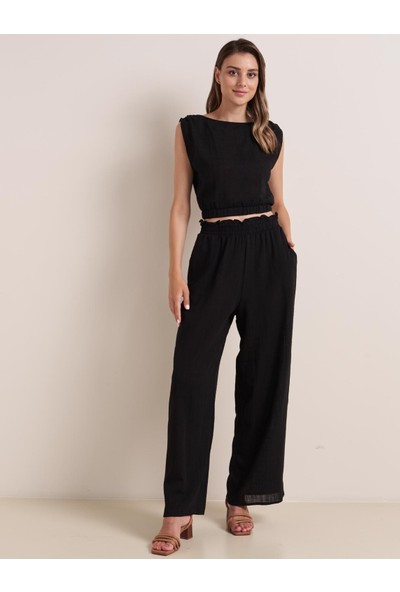 Jimmy Key Kadın Siyah Bol Kesim Yüksek Bel Beli Lastikli Pantolon Jimmy Key Kadın Siyah Bol Kesim Yüksek Bel Beli Lastikli Pantolon