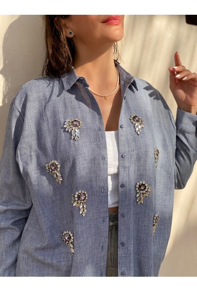 Seda Aslan Butik Mavi Keten Kristal Işleme Gömlek