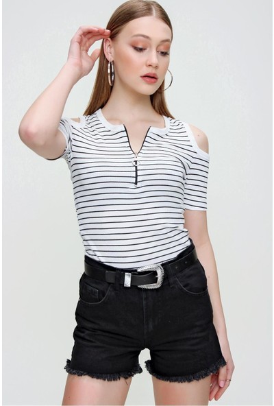 Udbys Kadın Önü Fermuarlı Omuzları Açık Çizgili Tişört