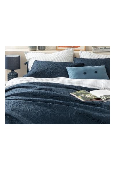English Home Easton Çok Amaçlı Çift Kişilik Yatak Örtüsü Takımı 200X220 cm Lacivert English Home Easton Çok Amaçlı Çift Kişilik Yatak Örtüsü Takımı 200X220 cm Lacivert