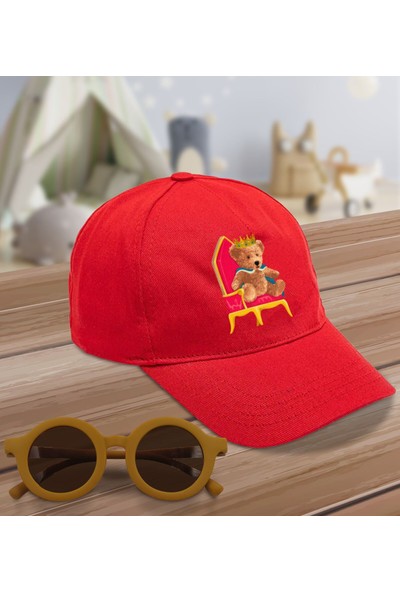 Bk Kids Kral Tasarımlı Kırmızı Cotton Çocuk Şapkası ve Sarı Çocuk Güneş Gözlüğü Hediye Seti Bk Kids Kral Tasarımlı Kırmızı Cotton Çocuk Şapkası ve Sarı Çocuk Güneş Gözlüğü Hediye Seti