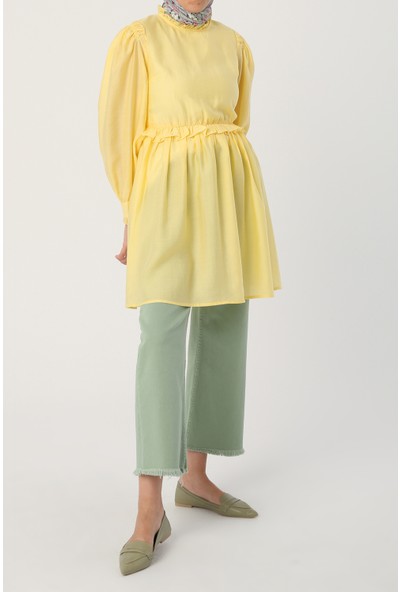 Fırfır Detaylı Beli Büzgülü Tunik