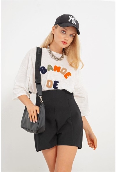 Yazı Nakışlı Oversize Tişört