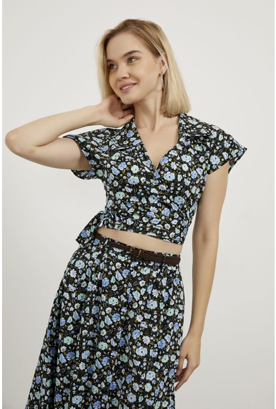 Armalife Çiçekli Kruvaze Tensel Bluz Armalife Çiçekli Kruvaze Tensel Bluz