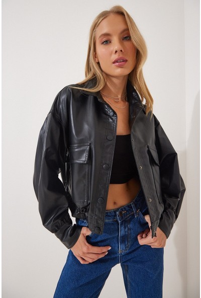 Meecy Kadın Siyah Cep Detaylı Suni Deri Ceket Meecy Kadın Siyah Cep Detaylı Suni Deri Ceket