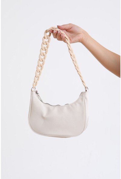 Rays Zincir Detaylı Baget Çanta Krem