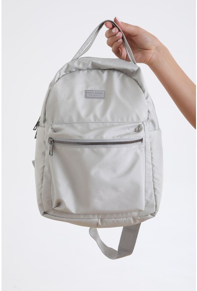 Rays Önü Fermuarlı Sırt Çantası Gri