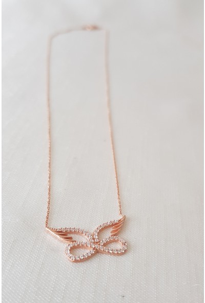 Tuna Lina Kanatlı Kolye