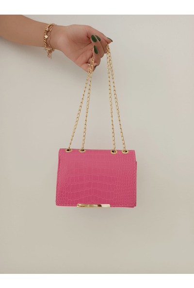 Gold Zincir Askılı Timsah Desenli Kadın Çanta