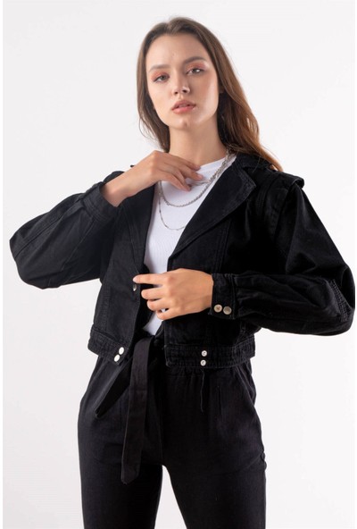 Petmudo AVM Kruvaze Yakalı Omuz Detaylı Kot Ceket - Siyah Petmudo AVM Kruvaze Yakalı Omuz Detaylı Kot Ceket - Siyah