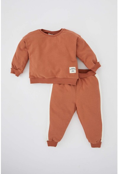 DeFacto Erkek Bebek Regular Fit Slogan Baskılı Bisiklet Yaka İçi Yumuşak Tüylü Sweatshirt Eşofman Alt Takımı Y1479A222WN DeFacto Erkek Bebek Regular Fit Slogan Baskılı Bisiklet Yaka İçi Yumuşak Tüylü Sweatshirt Eşofman Alt Takımı Y1479A222WN