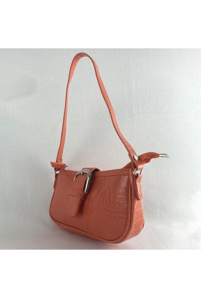 Pelly Kemerli El Çanta