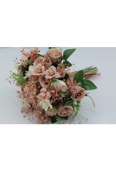 Serpilin Gelin Evi Somon Renkli Yapaykuru Çiçek El Buketlei Serpilin Gelin Evi Serpilin Gelin Evi Somon Renkli Yapaykuru Çiçek El Buketlei Serpilin Gelin Evi