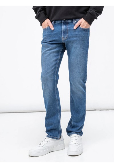 Calvin Klein Normal Bel Straight Erkek Denim Pantolon J30J321607-1A4_STRAIGHT Calvin Klein Normal Bel Straight Erkek Denim Pantolon J30J321607-1A4_STRAIGHT