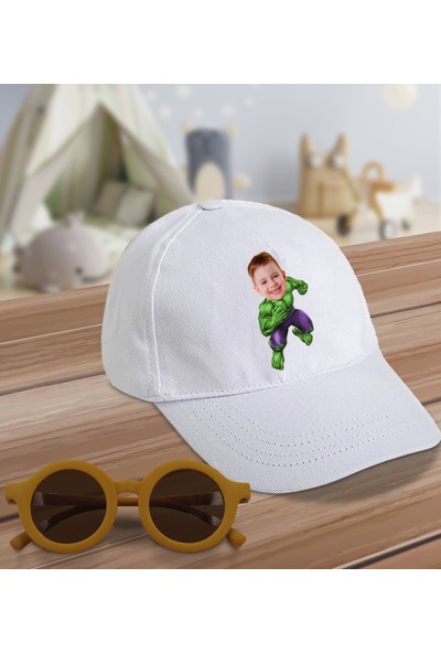 BK Kids Kişiye Özel Süper Kahraman Tasarımlı Beyaz Cotton Çocuk Şapkası ve Sarı Çocuk Güneş Gözlüğü Hediye Seti-2 BK Kids Kişiye Özel Süper Kahraman Tasarımlı Beyaz Cotton Çocuk Şapkası ve Sarı Çocuk Güneş Gözlüğü Hediye Seti-2
