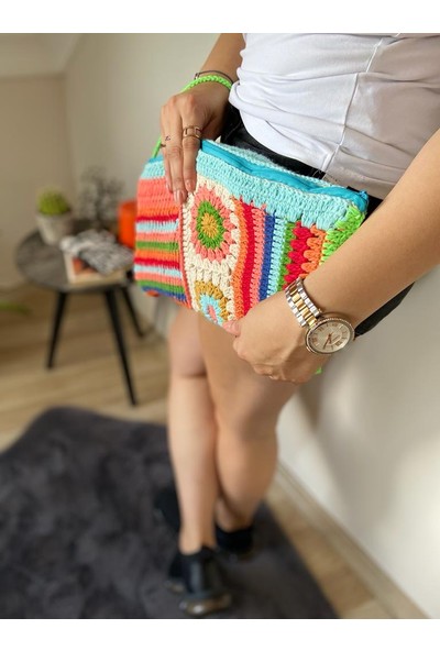 Kozal Aksesuar Karışık Renkli Motifli Astarlı Clutch Çanta