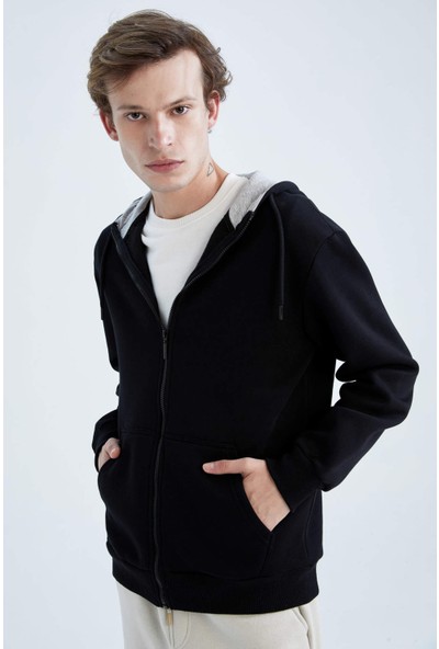 DeFacto Regular Fit Kapüşonlu İçi Yumuşak Tüylü Kalın Kumaş Hırka X8331AZ22AU DeFacto Regular Fit Kapüşonlu İçi Yumuşak Tüylü Kalın Kumaş Hırka X8331AZ22AU