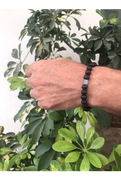 Özge Takı Dekor Siyah Boncuklu Unisex Bileklik Özge Takı Dekor Siyah Boncuklu Unisex Bileklik