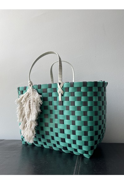 Plastik Örme Aksesuarlı Tasarım Alışveriş Piknik ve Plaj Çantası Plastik Örme Aksesuarlı Tasarım Alışveriş Piknik ve Plaj Çantası