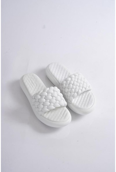 Bpm Kadın Beyaz Örgü Detaylı Kalın Tabanlı Terlik