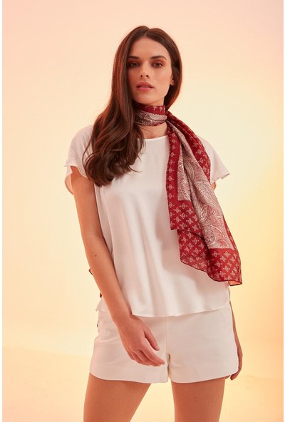 Silk And Cashmere Beyaz Ipek Karışımlı Monica Yuvarlak Yaka Kısa Kollu Bluz Silk And Cashmere Beyaz Ipek Karışımlı Monica Yuvarlak Yaka Kısa Kollu Bluz