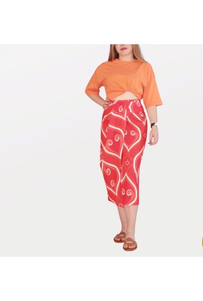 Carmen Desenli Kırmızı Renkli Yırtmaçlı Pareo Kadın Etek Carmen Desenli Kırmızı Renkli Yırtmaçlı Pareo Kadın Etek