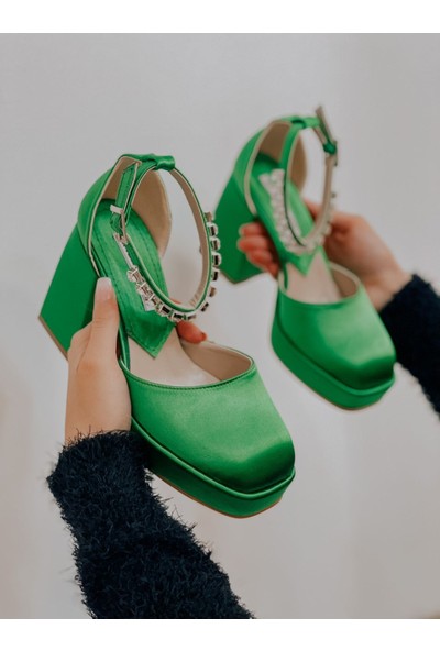 Yeşil Saten (Rasha) Taş Detay Platform Ayakkabı