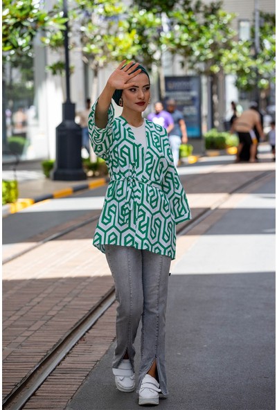 Sevitli Belden Kemerli Kimono