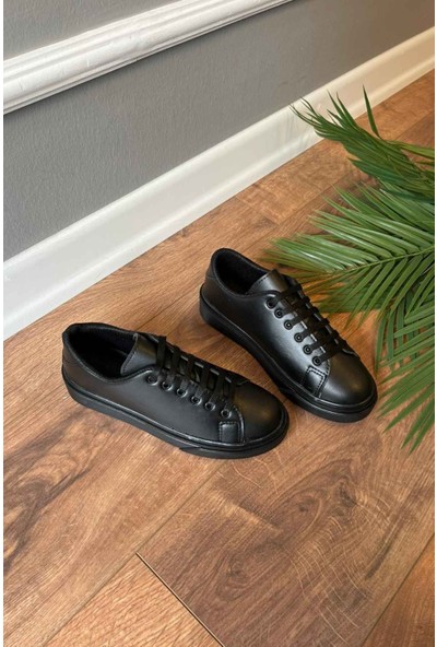 Tiron Siyah Cilt Kadın Sneaker Tiron Siyah Cilt Kadın Sneaker
