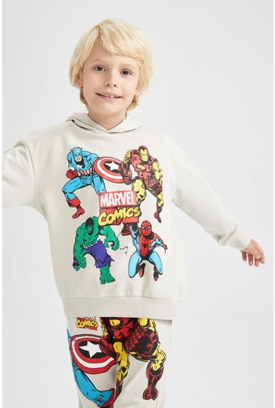 DeFacto Erkek Çocuk Regular Fit Marvel Lisanslı Kapüşonlu Sweatshirt W0250A622AU DeFacto Erkek Çocuk Regular Fit Marvel Lisanslı Kapüşonlu Sweatshirt W0250A622AU
