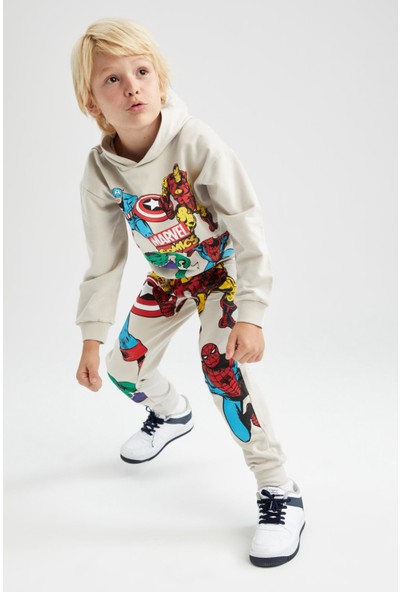 DeFacto Erkek Çocuk Marvel Lisanslı Slim Fit Jogger Eşofman Alt W0286A622AU DeFacto Erkek Çocuk Marvel Lisanslı Slim Fit Jogger Eşofman Alt W0286A622AU