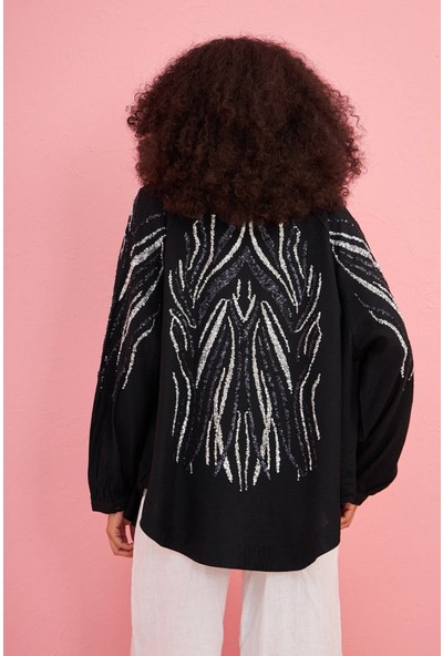 Orfeonegro Kolları ve Arkası Payet Nakışlı Oversıze Kesim Kimono Ceket