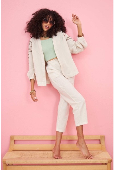 Orfeonegro Arkası ve Kolu Nakışlı Oversize Kimono Ceket