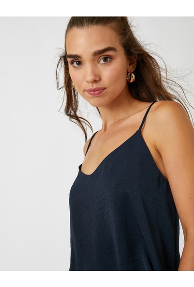 Koton Ince Askılı Atlet V Yaka